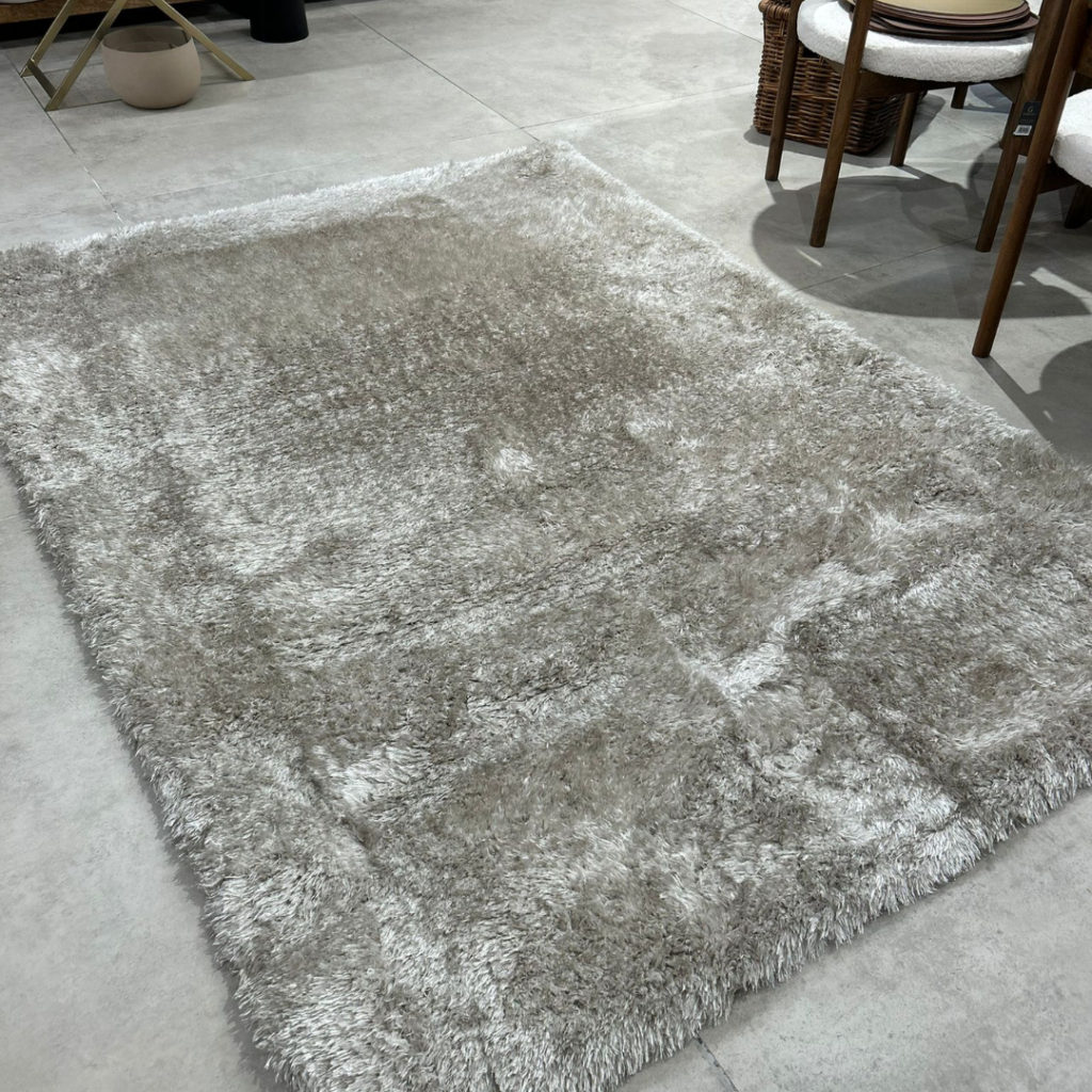 שטיח SHAGI בז' - ספיישל עיצוב הבית